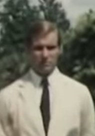 'Edward & Mrs Simpson Venus at the Prow' (1978) 1.2